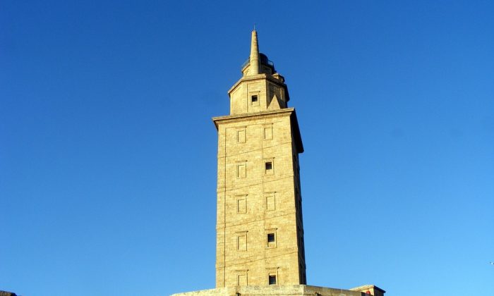 Nejstarší maják na světě: Podívejte se na unikátní stavbu | Svět ...