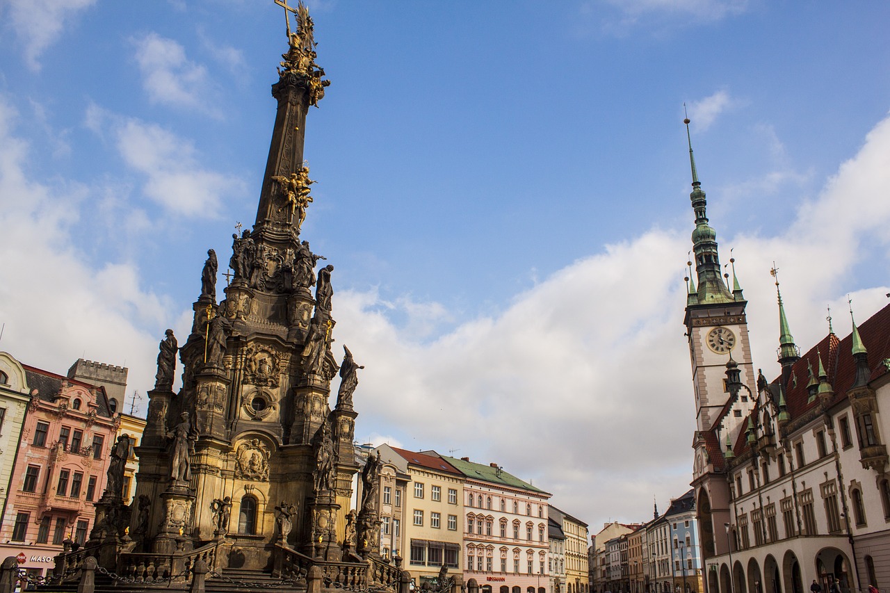 Barokní sloup Nejsvětější Trojice – Olomouc | Svět cestovatele