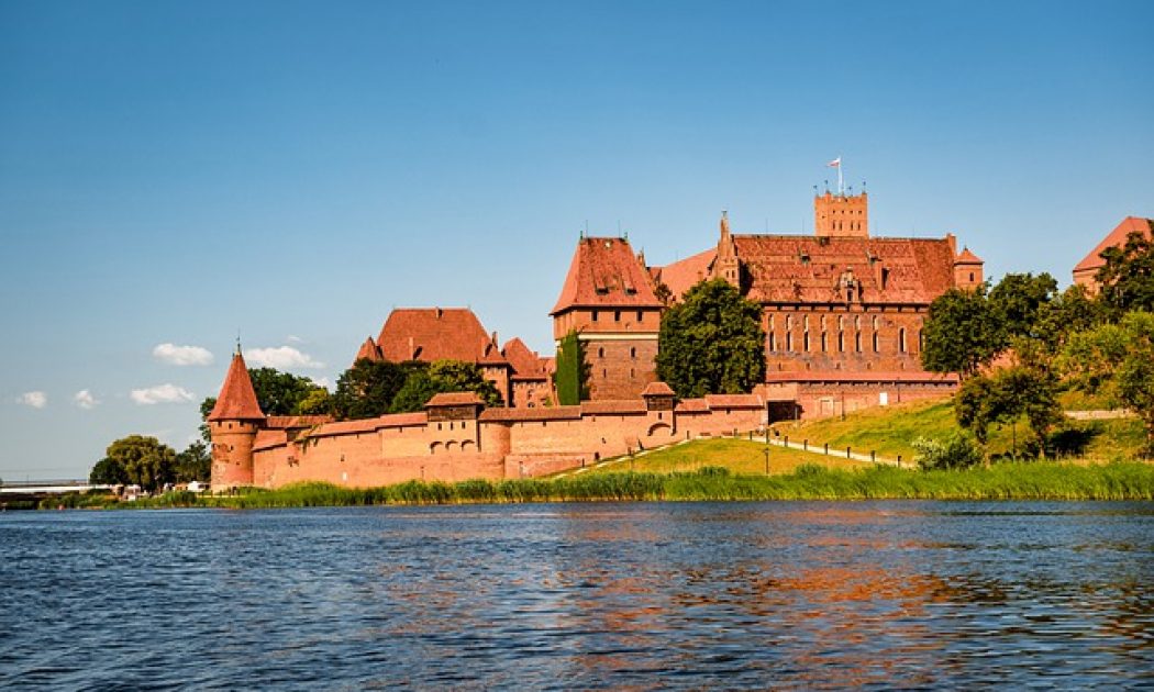 Největší cihlovou stavbou na světě je hrad Malbork