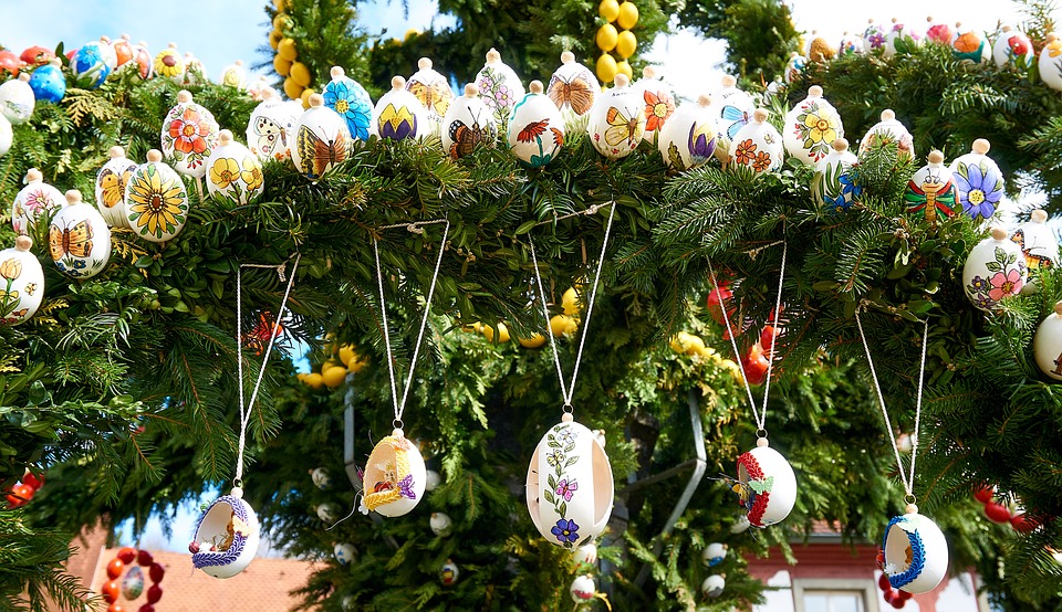 Velikonoce se slaví napříč zeměkoulí | Svět cestovatele