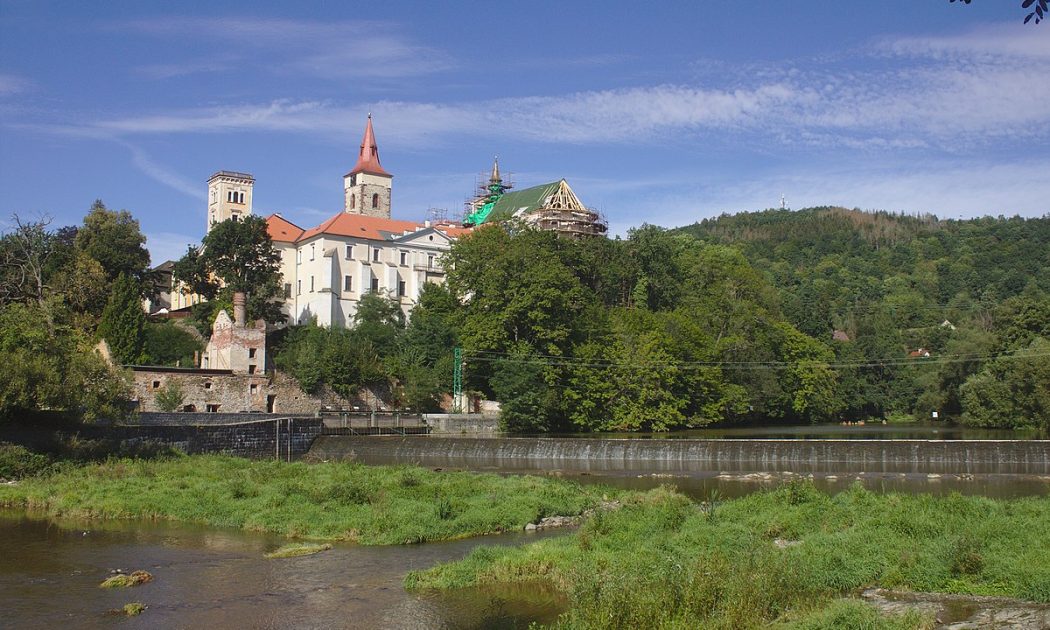 Město Sázava v sobě skrývá starobylý Sázavský klášter