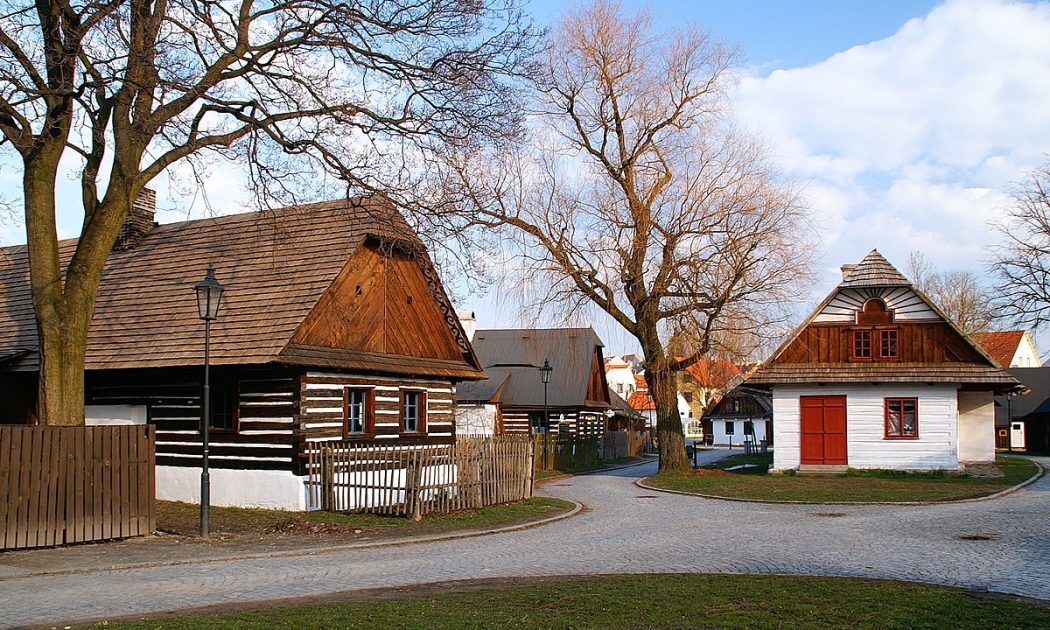 Skanzen Betlém a Vojtěchova rozhledna v Hlinsku