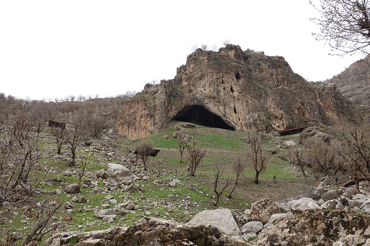Lebka neandertálské ženy z jeskyně Šáridar dostala tvář