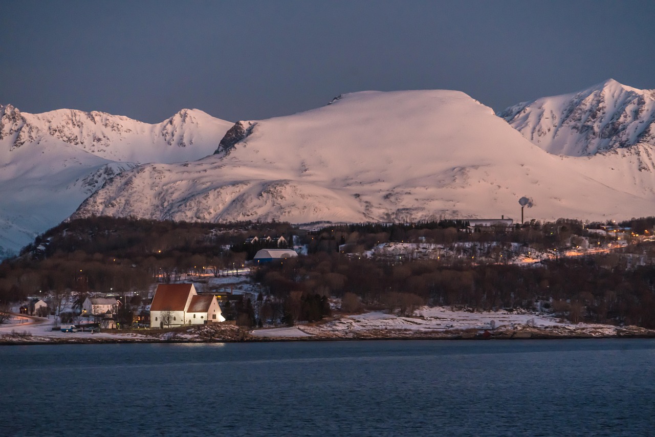 Tromsø: Brána do Arktidy s bohatou historií a kulturou Sámů
